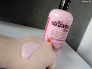 REVIEW| TREACLE MOON ICED STRAWBERRY DREAM & DUSTED COCOA HEAVEN ...